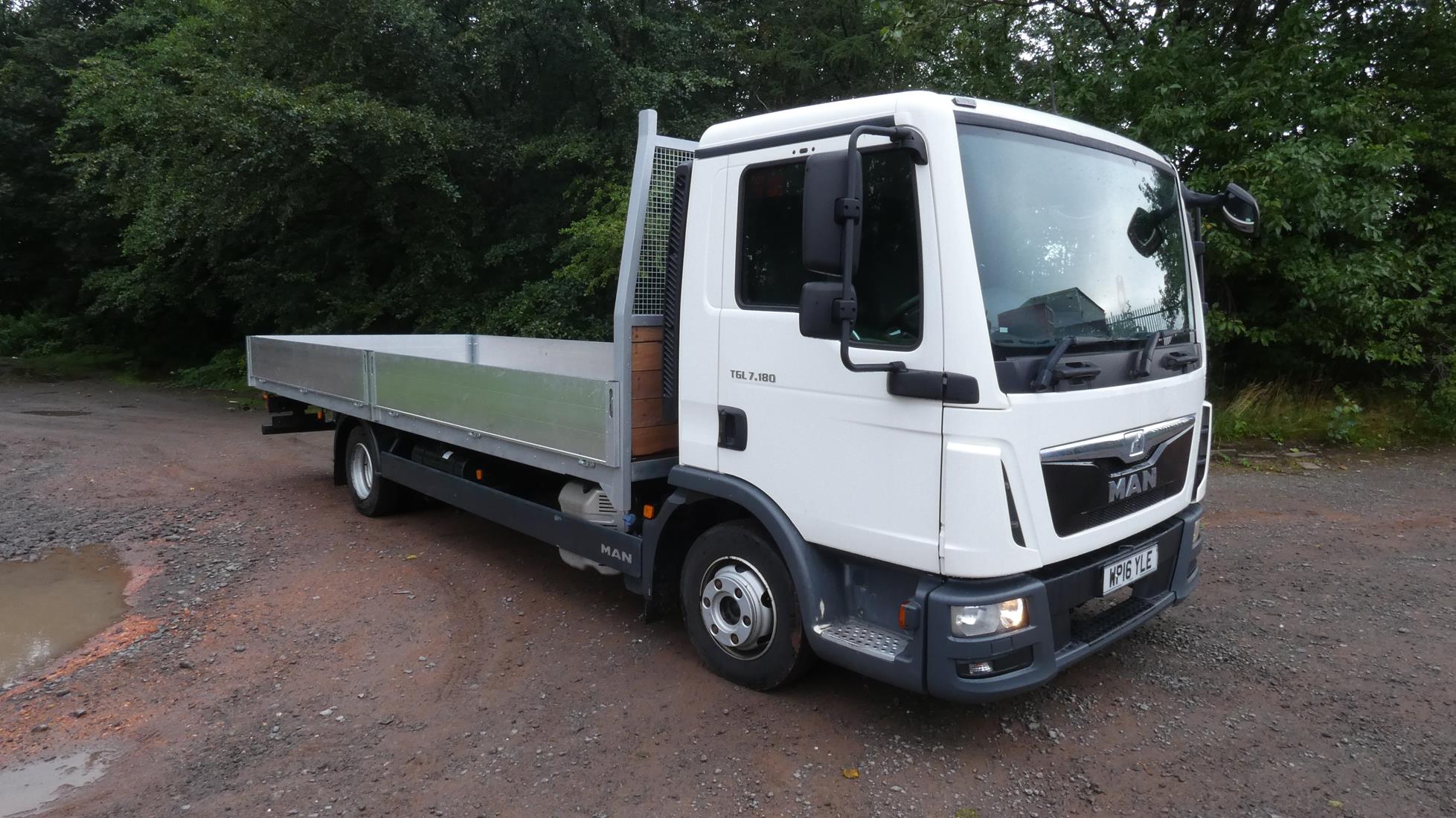 7.5 tonne Dropside Scaffold Truck For | Alltruck Group - Truck Sales